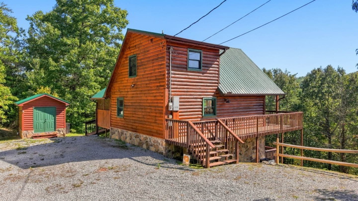 God's Promise | Cozy, Peaceful, Hot Tub, Fireplace - Wears Valley, TN