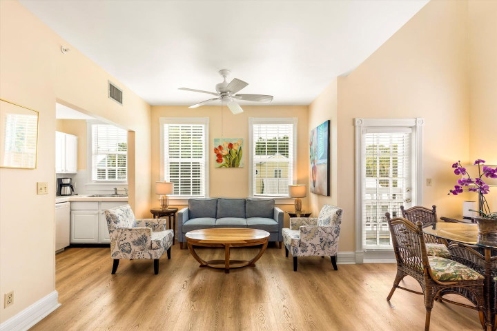 Cayo-hueso Suite | Chic 1-bedroom + Balcony In - Key West, FL
