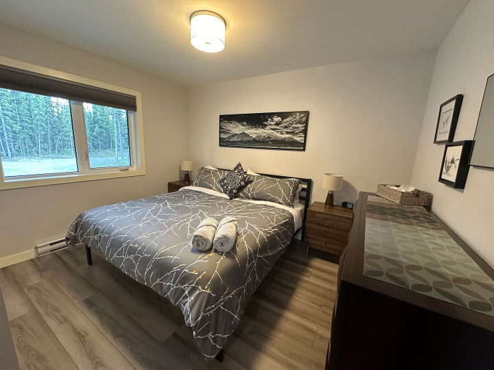 Cozy 2 Bedroom Cottage On Quiet Property. - Whitehorse
