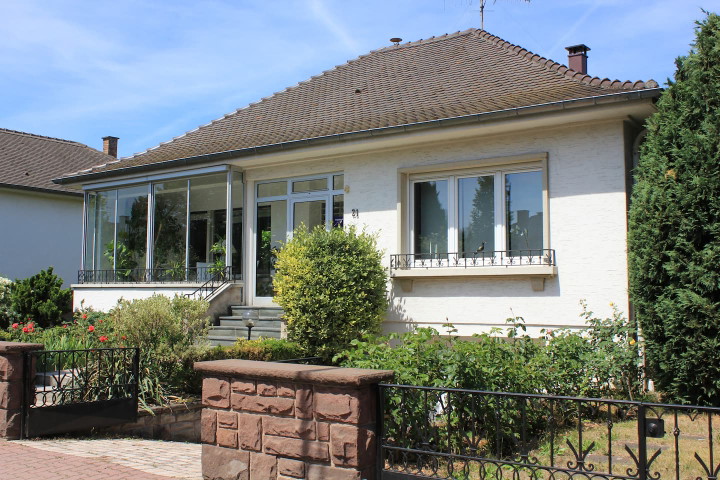 Meublé  'Couette & Café' Dans Villa Avec Jardin - Strasbourg