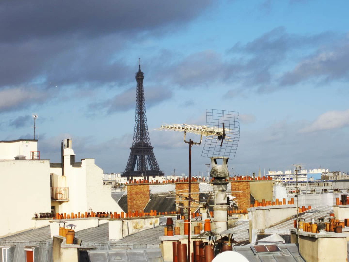 Studio Apartment Over Paris Rooftops - Paris 15e Arrondissement