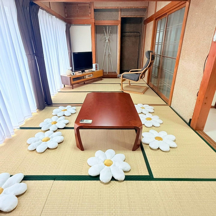 ジブリパーク旅の拠点に最適|無料駐車場1台|定員7名|瀬戸焼き物の街・瀬戸に佇む隠れ家 - Toyota