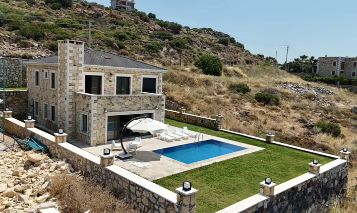 Foça Stone Villa - Foça