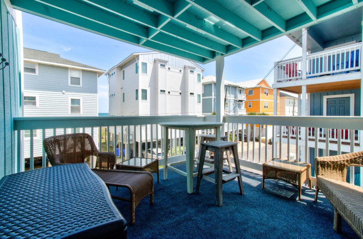 Lake 'N Sea: Ocean And Lake Views | Prime Location | 1 Min Walk To Beach - Carolina Beach
