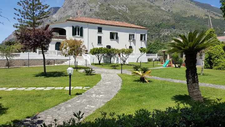 Appartamento In Villa Venezuela - Maratea