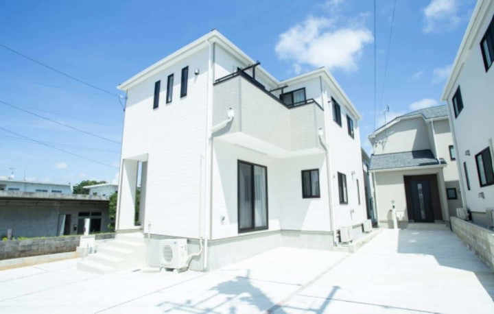 特別価格で宿泊できます・ローソン徒歩1分・万座毛15分・高速道路20分・トイレ2バス1・駐車場2台 - Okinawa