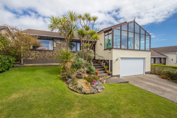 Palm Villa - Self Catering Private Annex - Isle of Man