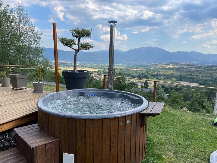 Lovely Loft With Nordic Hot Tub - Puigcerdà