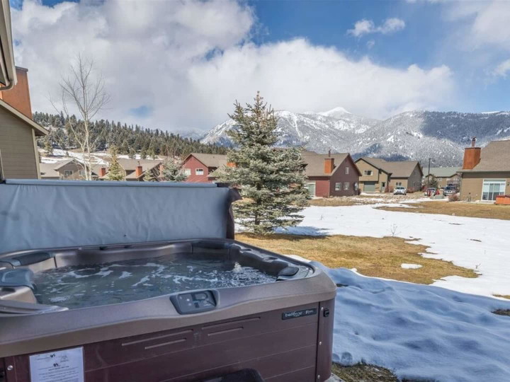 Hot Tub! Mountain Views! Big Sky! - Big Sky, MT