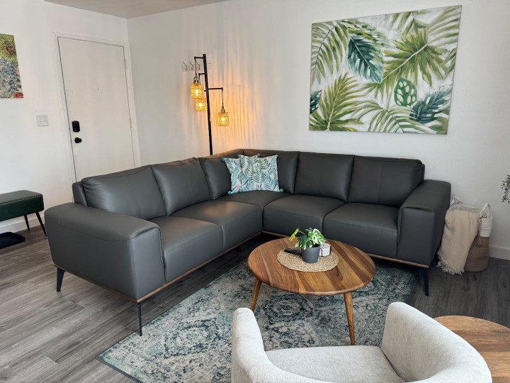 Sunny And Warm 1-bedroom Apartment In Midtown - Anchorage, AK