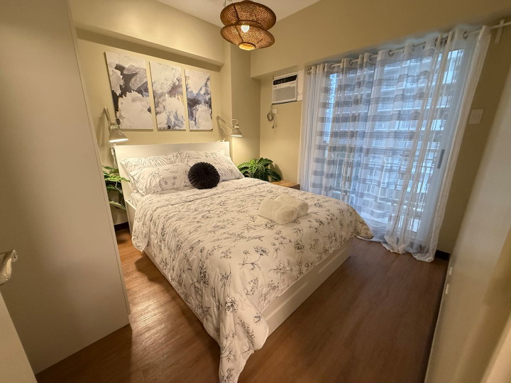 Fairlane Residence Aesthetic Condo W/ Balcony - Taguig