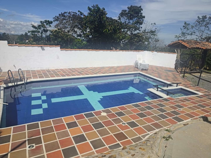 Finca Santa Cruz | Piscina Y Jacuzzi | 29 Personas - Cisneros