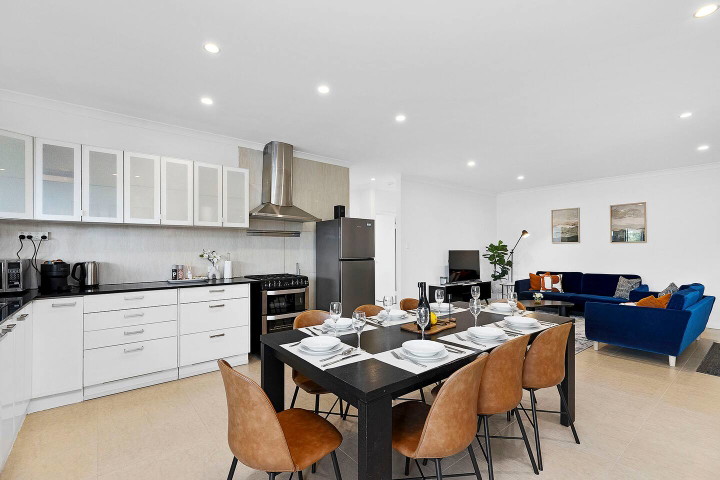 4br Carlisle Stay Near Airport & Stadium Sleeps 8 - Perth