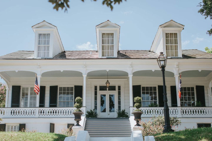 Spacious 1835 Home Close To Downtown And The River - Natchez, MS