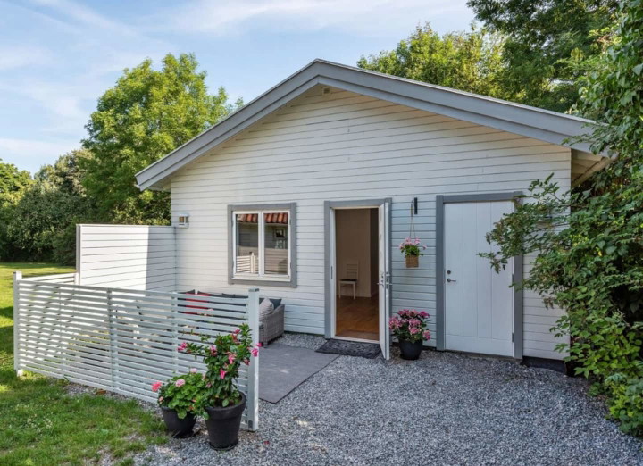 Charming Guest House, Close To The Water & 10 Minutes To The City Centre - Stockholm