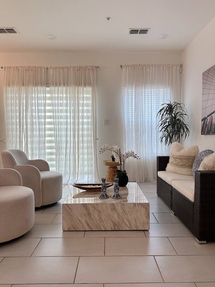 Cozy Modern Aesthetic Townhouse In North Laredo - Laredo, TX