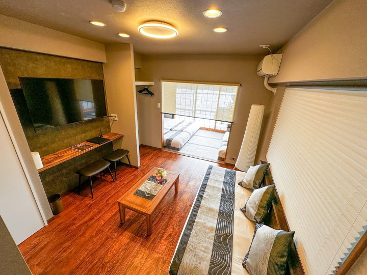 1-minute Walk From The Station! | Direct Access To The Airport (Haneda/narita) | Asakusa, Kaminarimon, Skytree Within Walking Distance | Private Rental - Ginza