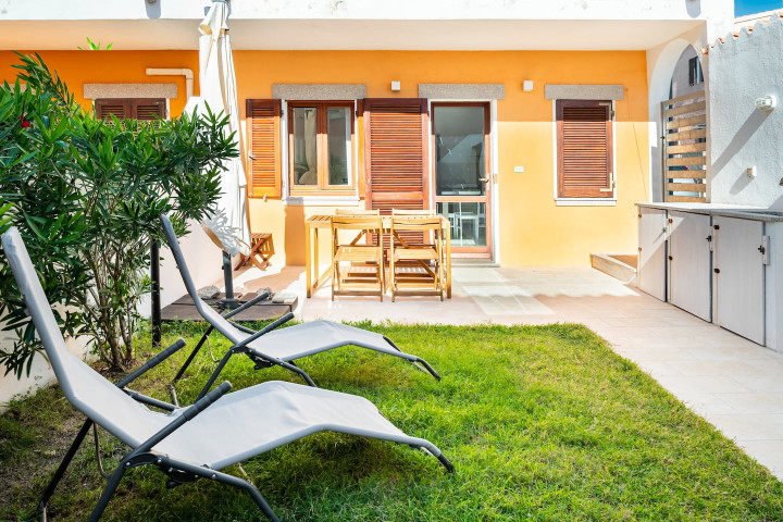 Casa Stellins | Garden | 7 Min To Rena Bianca - Santa Teresa Gallura