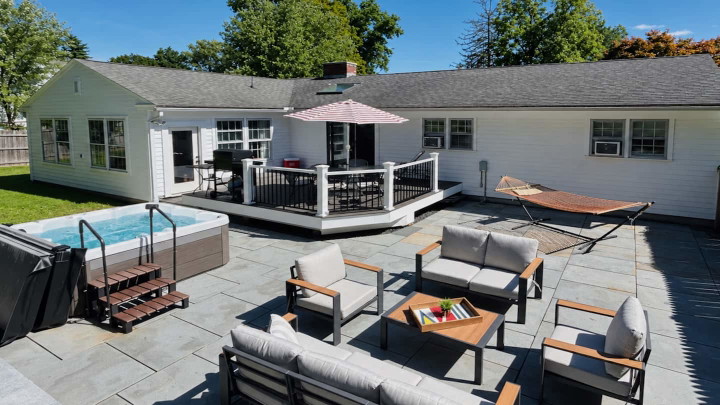 Chic, Mid Century 3+ Bedroom With Hot Tub! - Great Barrington, MA