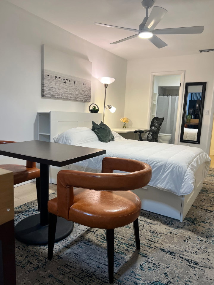 Cozy And Quiet Private Studio And Kitchen In Davie - Davie, FL