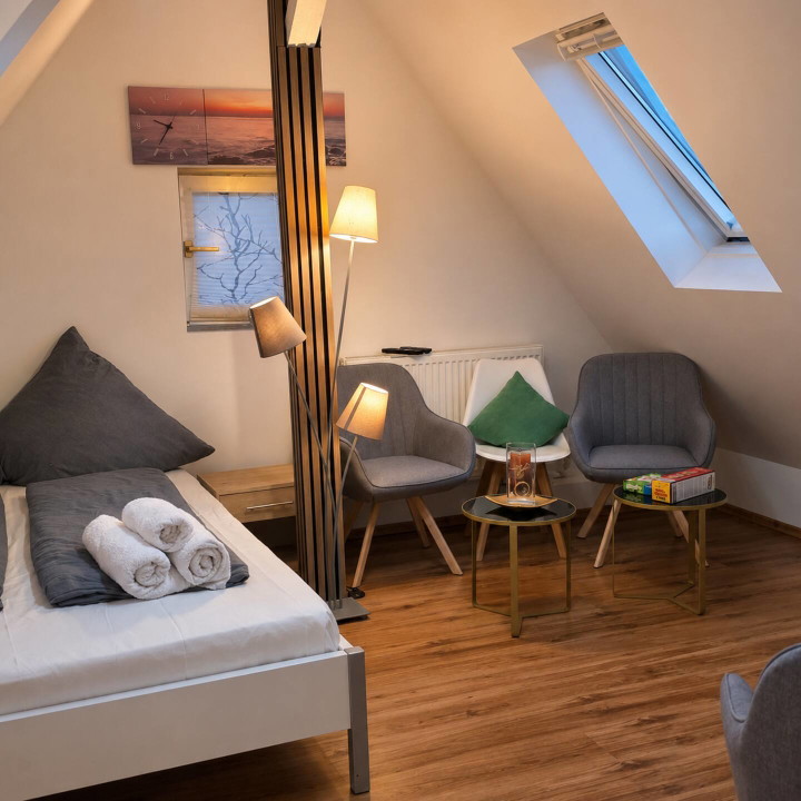 Moderne Dachgeschosswohnung Für Zwei Personen - Offenburg