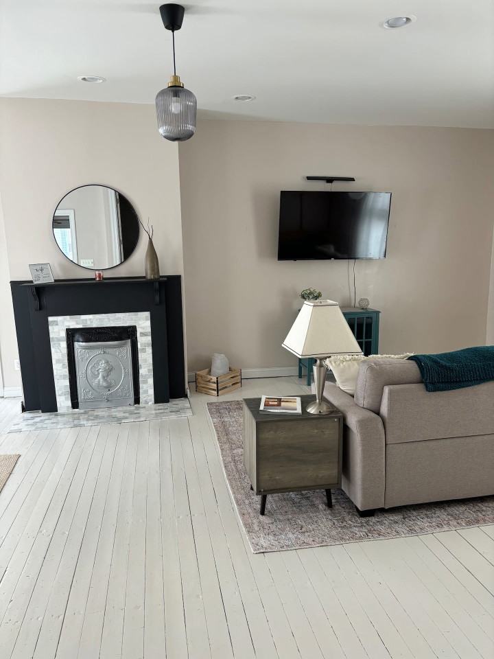 Historic Downtown 2 Bedroom - Columbus, IN