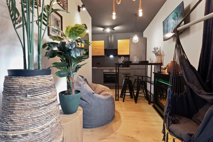 Flatista Homes - Jungle House 4 Guests 2 Br - Munich