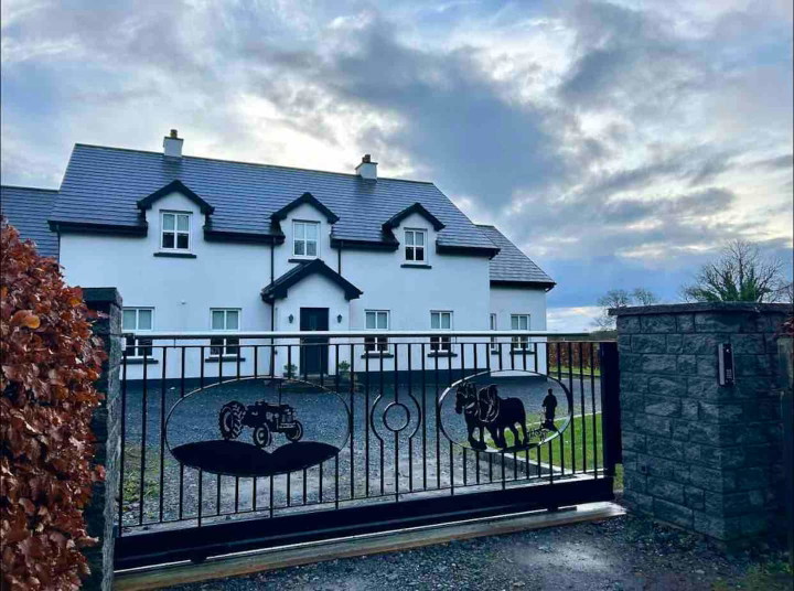 Mullingar, 5 Bedrooms, 3.5 Bathrooms - Irland