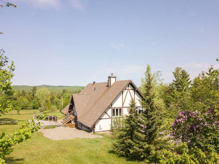 Chalet Domaine  26 People - Sherbrooke