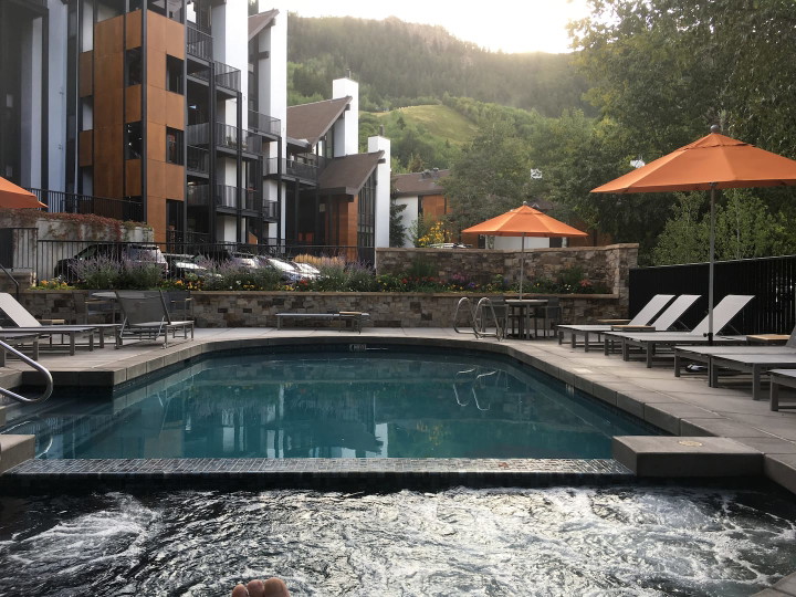 Downtown Aspen: Ski In & Out - Aspen, CO