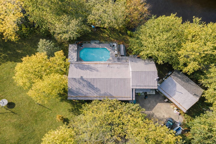 Retraite Au Bord De La Rivière Jacuzzi/volley-ball/jeux/barbecue/feu De Camp - Ontario