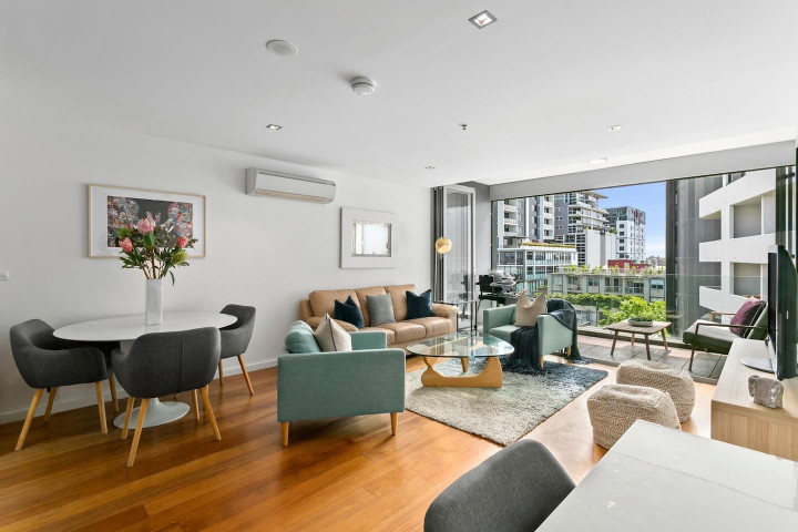 St Leonards - Oxlst - Oxley Street - Modern 2br Apartment With Terrace, Views Parking Near St Leonards Station - Gordon