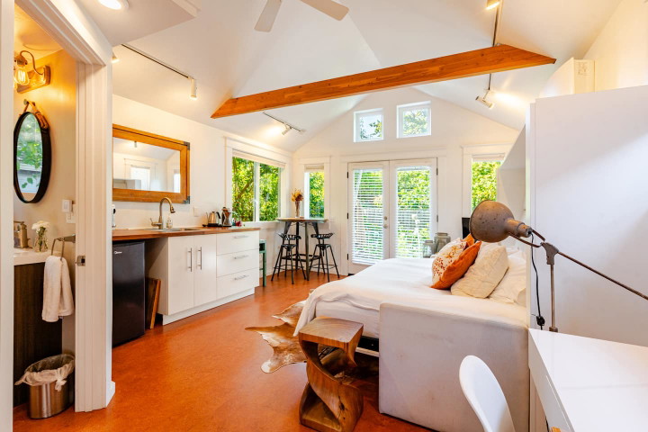 Star Studio: A Garden Retreat In Downtown Eugene - 尤金