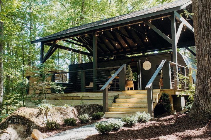 Secluded Woodside Escape | Hot Tub + Fire Pit - Fort Mill, SC