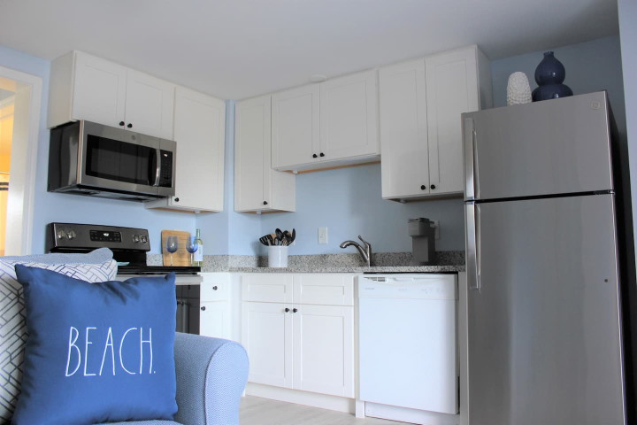 Steps To Wells Beach + Pool | Coastal Retreat - Wells, ME
