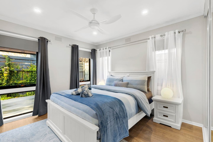 Beach House Retreat | Walk To The Beach | Spacious - Leopold