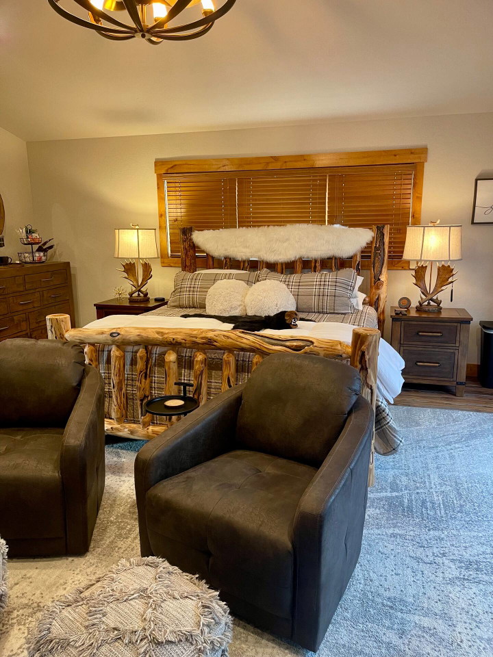 The Penthouse - Unit D - Ennis, MT