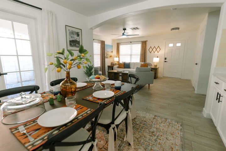 Cozy Home Close To Downtown, Airport + More! - Phoenix, AZ