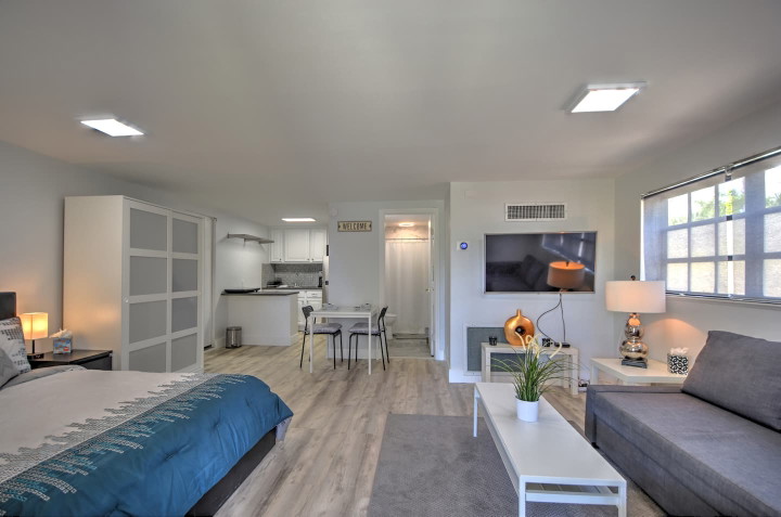 Modern Private Studio Near Beach - Pompano Beach
