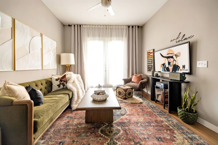 Downtown River Walk 2br | Pool & Free Parking - San Antonio, TX