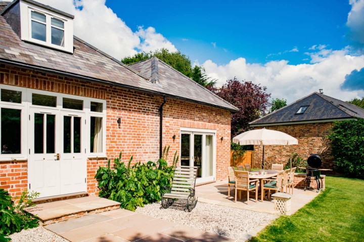 Spectacular Barn Conversion In Delightful Village - Saffron Walden