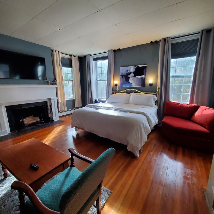 Historic District, Cozy Studio, Downtown - Skaneateles, NY
