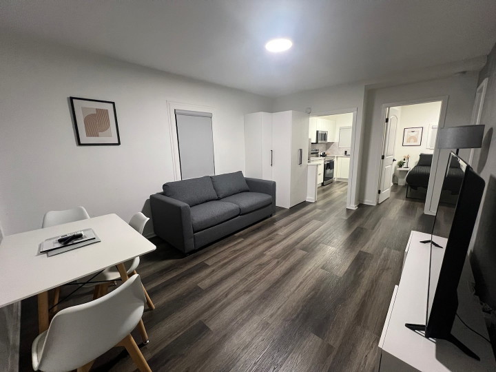 Cosy Modern 1bd 1bth Apt In East Hollywood - Beverly Hills, CA