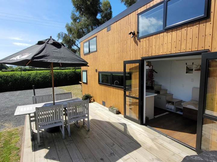 Delightful Tiny Home With A Whole Lot Of Space - Outram