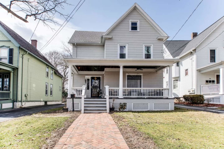 Charming Main Street Home: Located In Finger Lakes - Geneva, NY