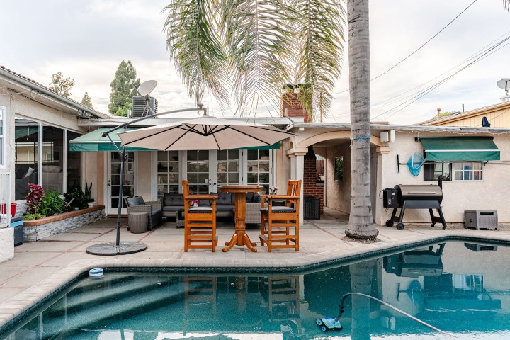 Centrally Located Pool Home - Downey, CA