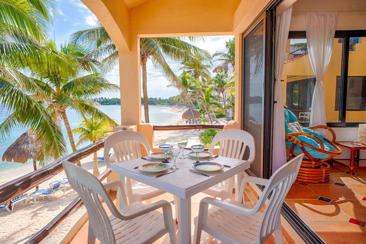 Cute Condo! Great Views! Easy Living On The Beach! - Akumal