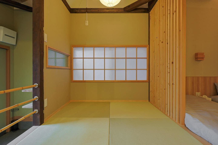 Max 5 People, Renovated Japanese Traditional House - Osaka