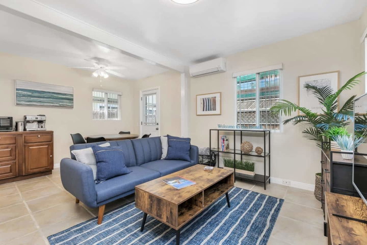 Quiet, Comfortable Sunset Ocean Beach Apartment! - San Diego, CA