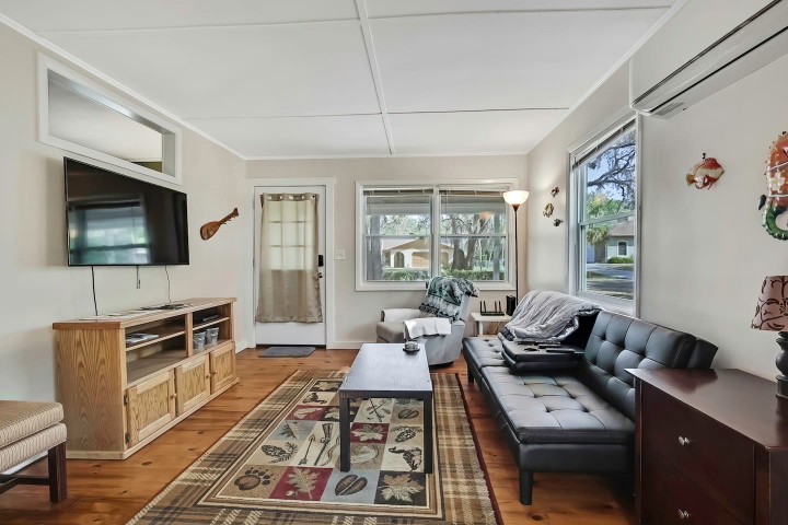 Secluded Retreat  Walk To Boat Launch! - Homosassa